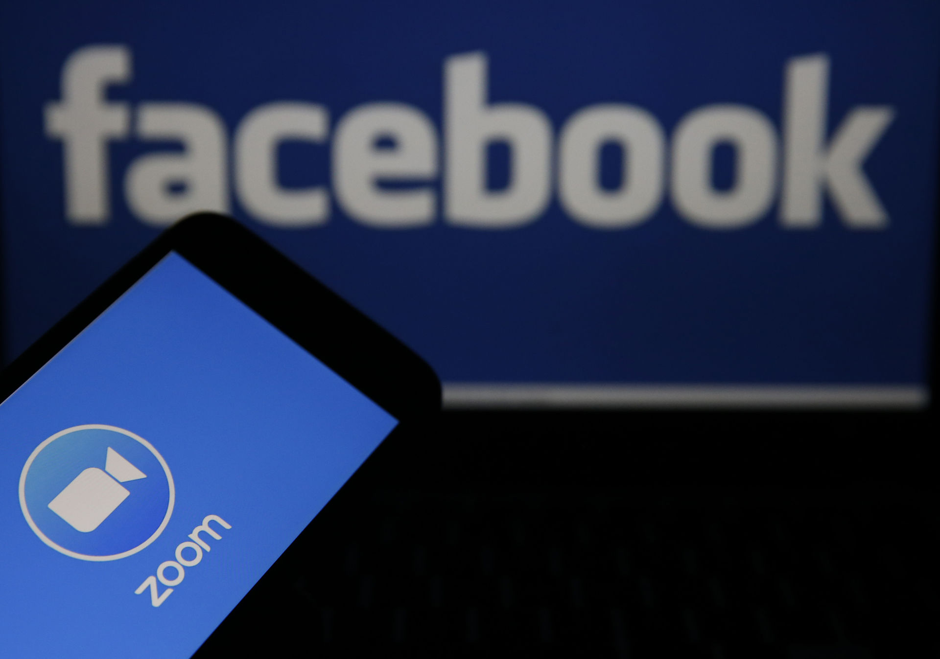 Facebook y Zoom, ¿Ahora juntos? | El Emprendedor