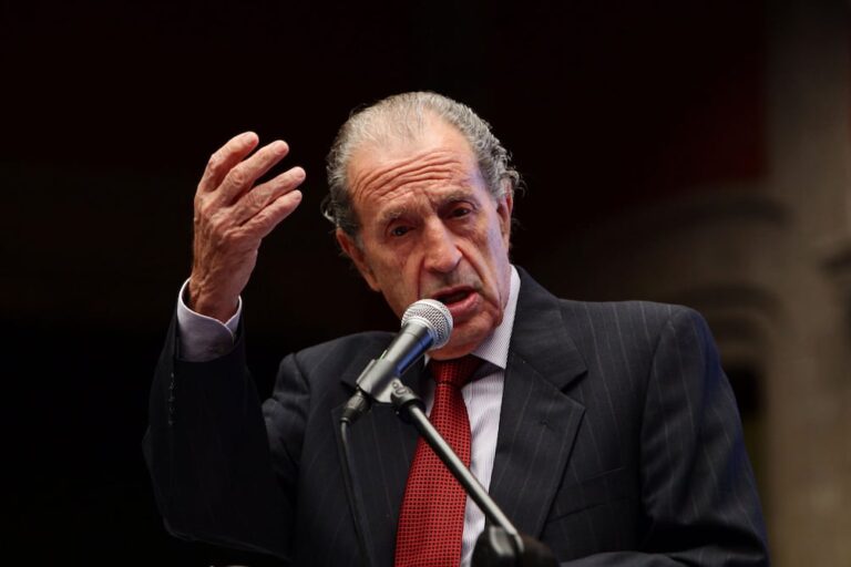 ¿Quién era Rodrigo Borja, el expresidente socialdemócrata que murió a ...